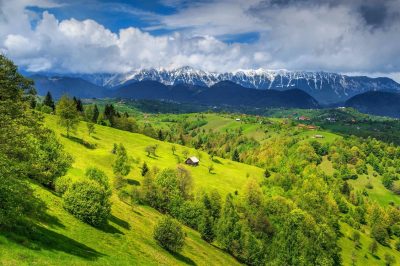Descoperă Muntenia și atracțiile sale naturale