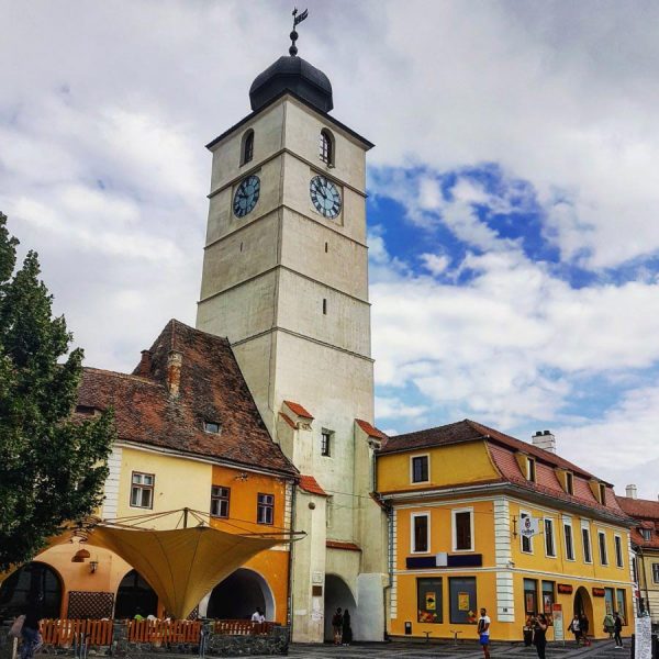 Vizitează Sibiu: Obiective Turistice, Monumente, Activități