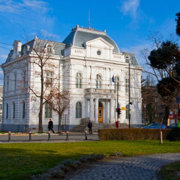 Discover Pitești in Romania: History and Modernity