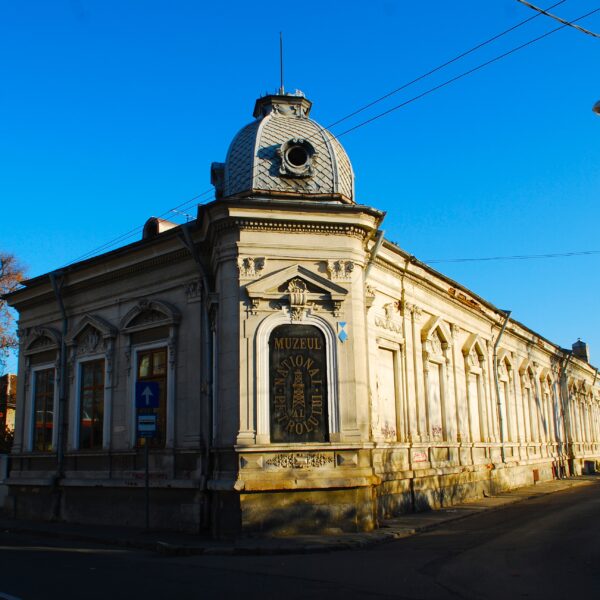Discover Ploiești in Romania: Heart of the Oil Industry